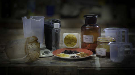 Alles over Politoer, politoeren en restauratie materialen en shellac